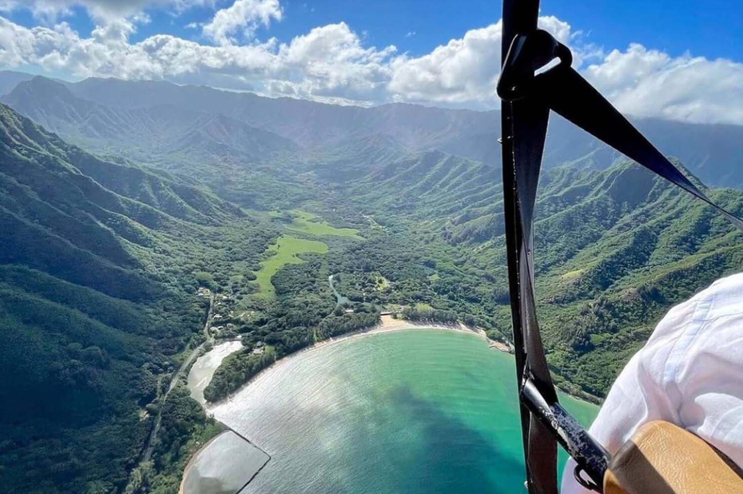 What is a Doors-Off helicopter tour? | Oahu helicopter tours